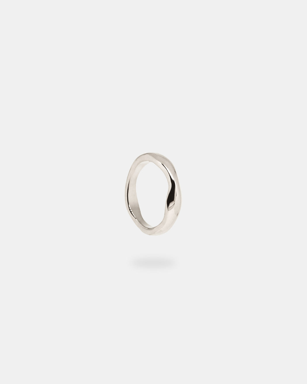 Wavy Ring in Silver | Eljo Studio | Minimalist Jewellery Malaysia